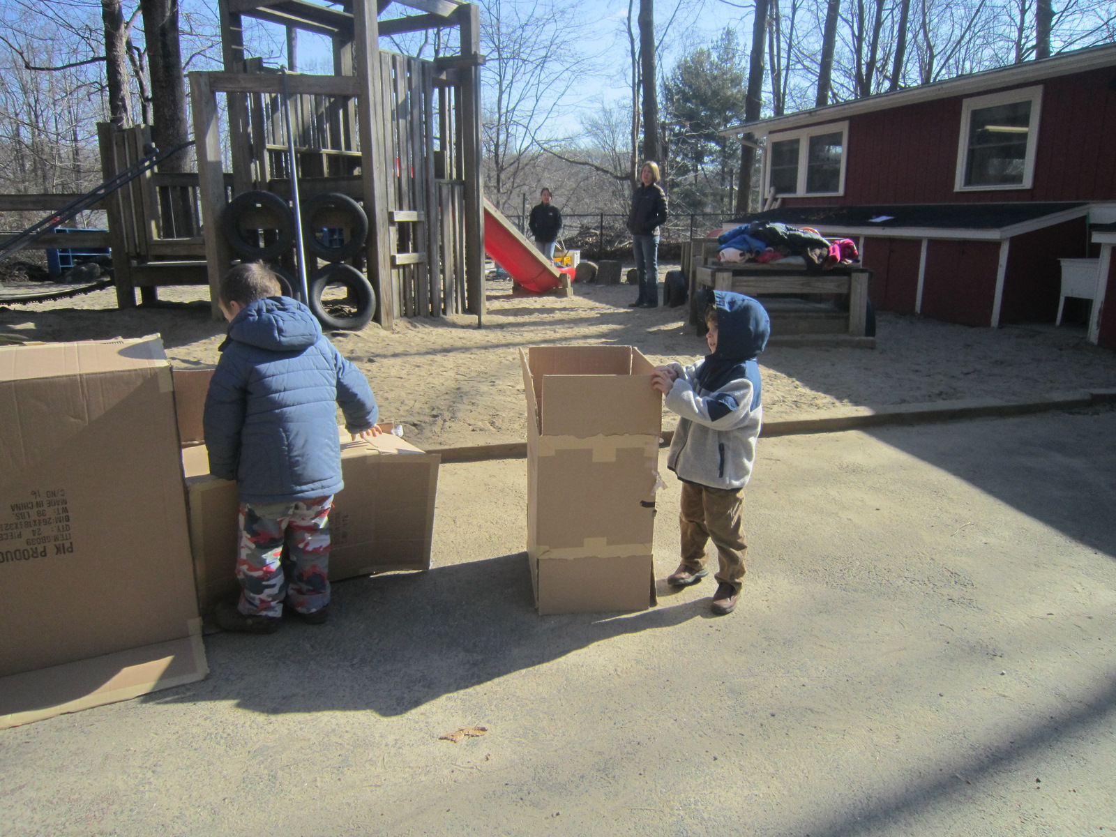Playfully Learning: Box Play Outside
