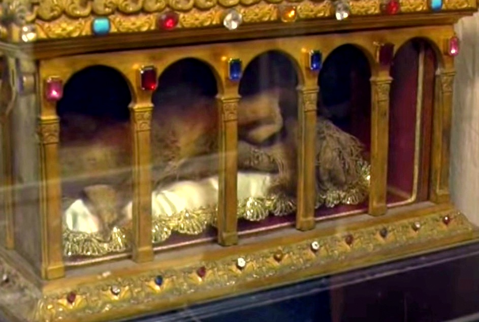 AD TE BEATE IOSEPH ☩ TO THEE O BLESSED JOSEPH ☩: RELIC: THE CLOAK OF ST ...