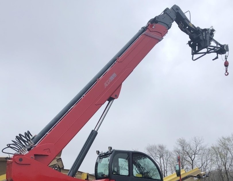 ROTATING TELEHANDLER MAGNI RTH 5.25 ,2017