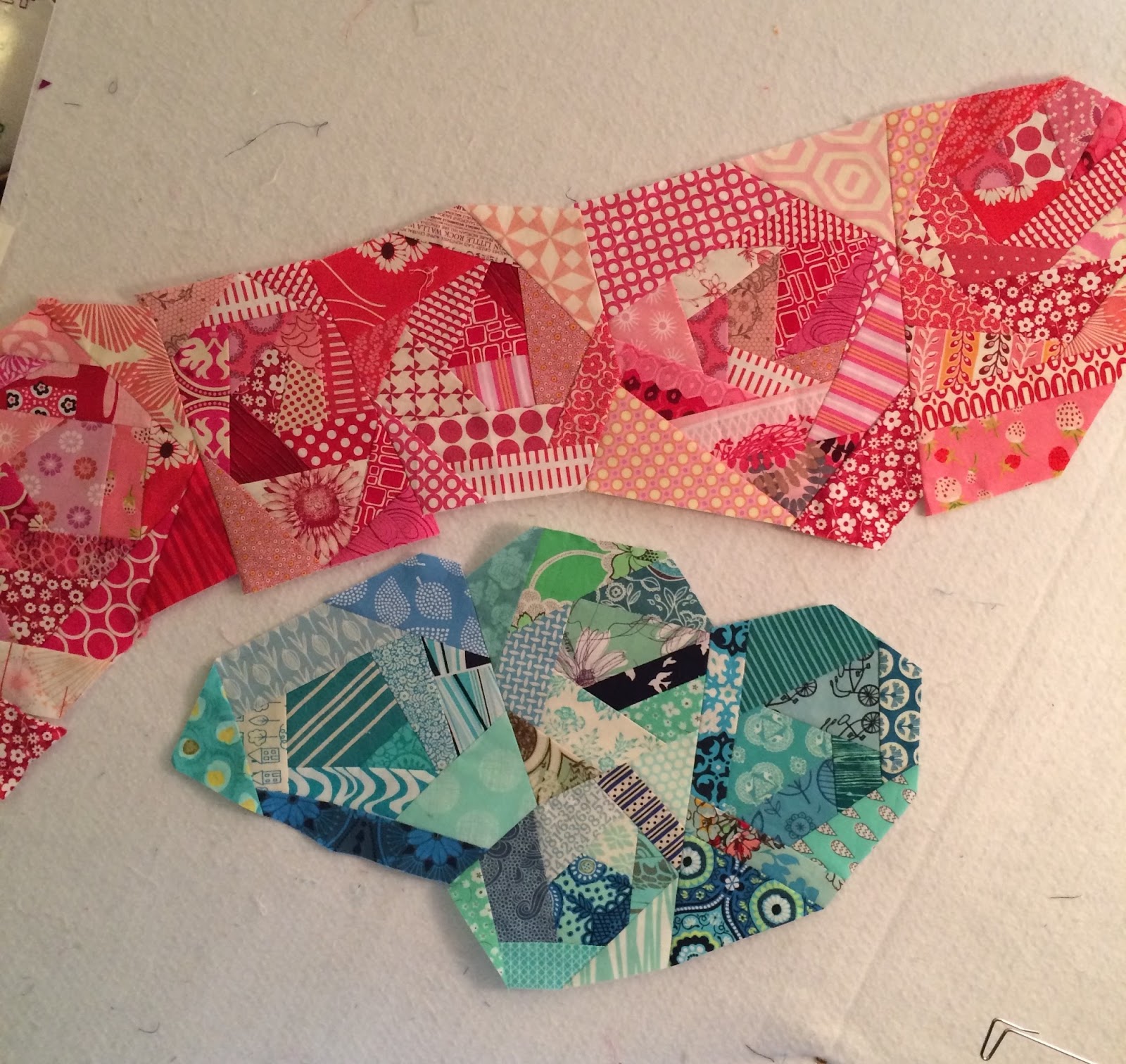 she can quilt: Scraptastic Tuesday - playing with scraps