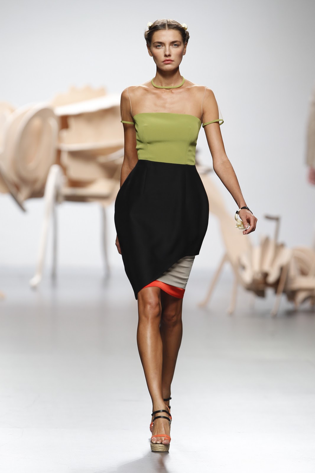 ANA LOCKING SPRING/SUMMER 2012