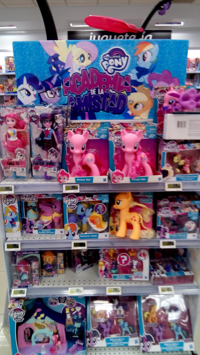 Store Finds: Lots of Random Merch and Discounted Sets | MLP Merch