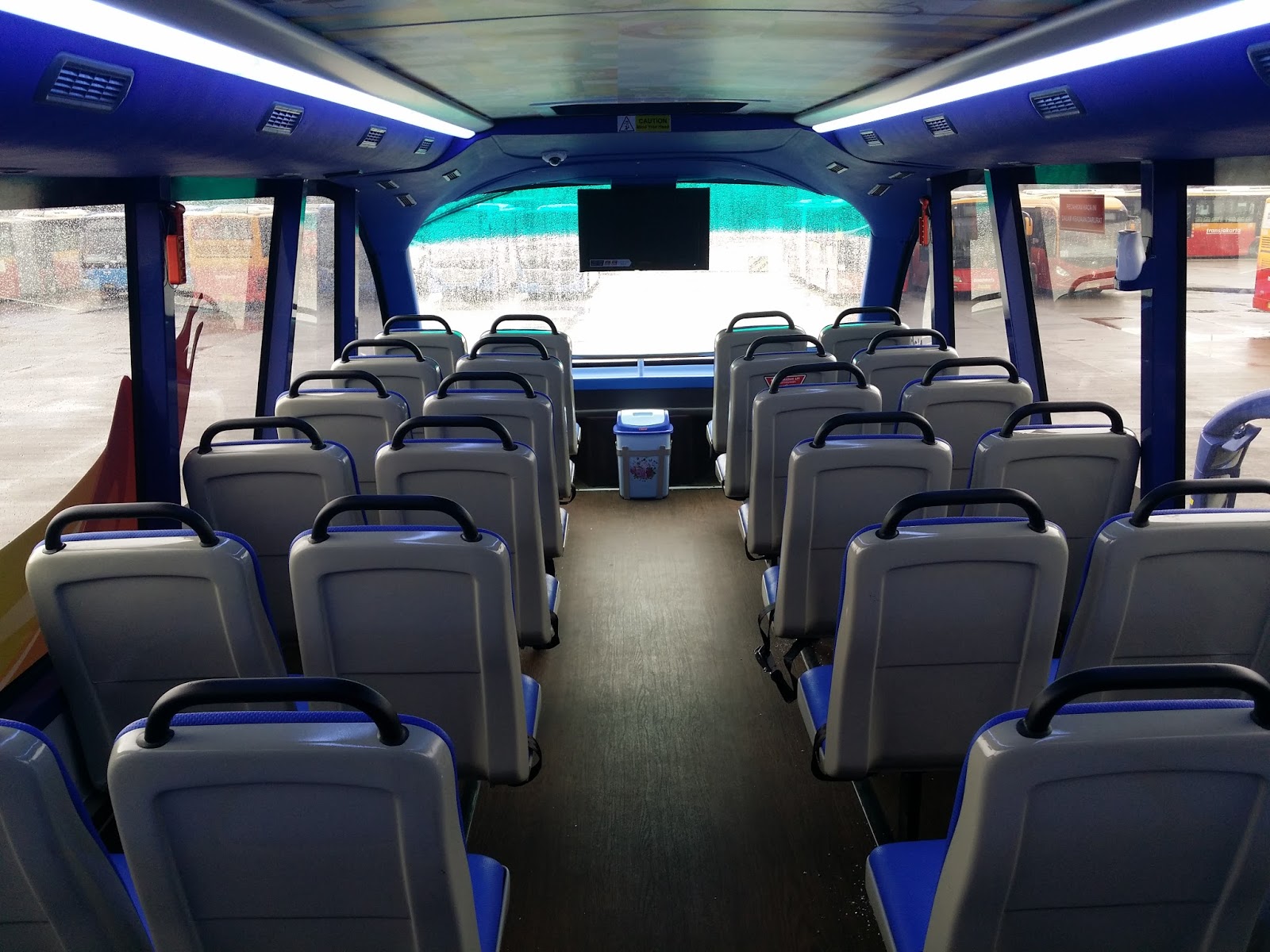 dewa blog: LIHAT DALAM BUS DOUBLE DEKER OC500 RF 2542 TRANSJAKARTA ...