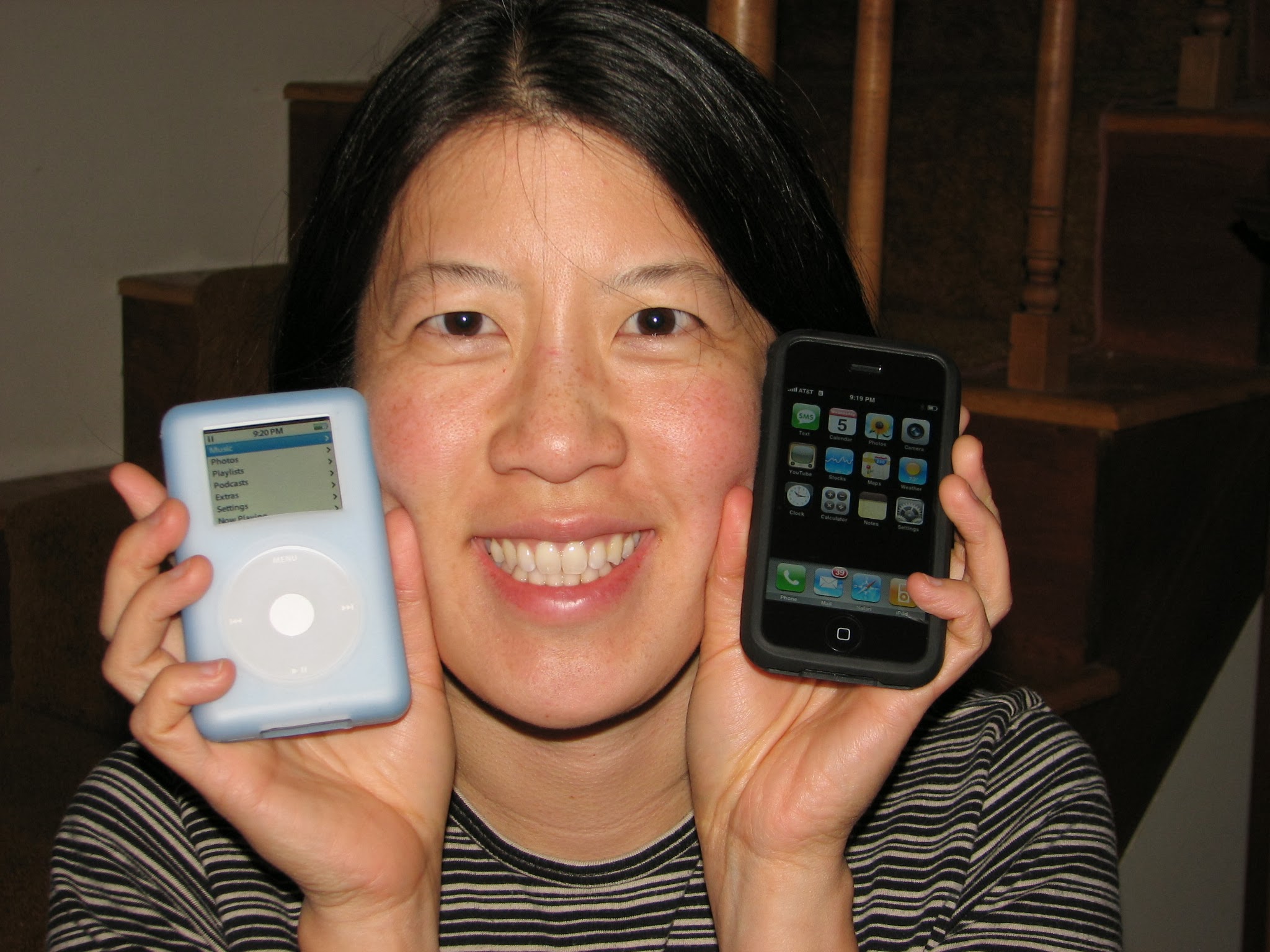mommy bytes: The iPod classic vs. iPod touch