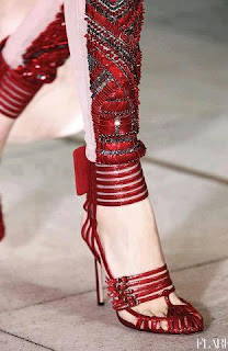 Mehndi Shadi Valima: BRIDAL CLATCH AND SHOES`