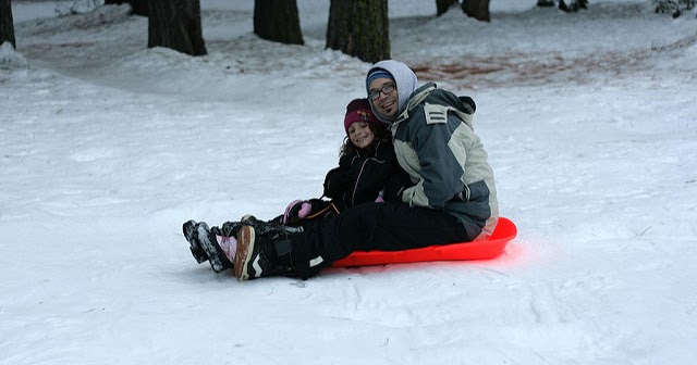 AAA State of Play Blog: 9 Tips for Safe Play with Ice, Snow and Cold