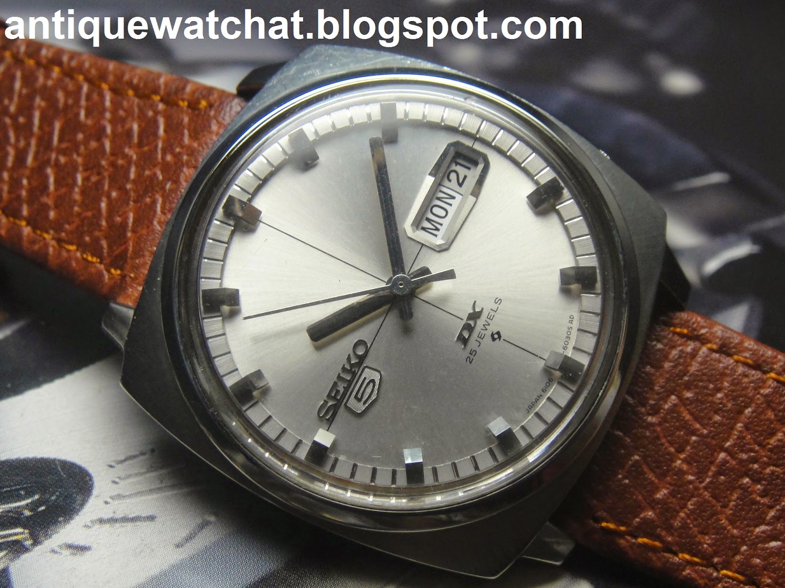 Antique Watch Bar: SEIKO 5 DX AUTOMATIC 6106-6030 S5A61 (SOLD)