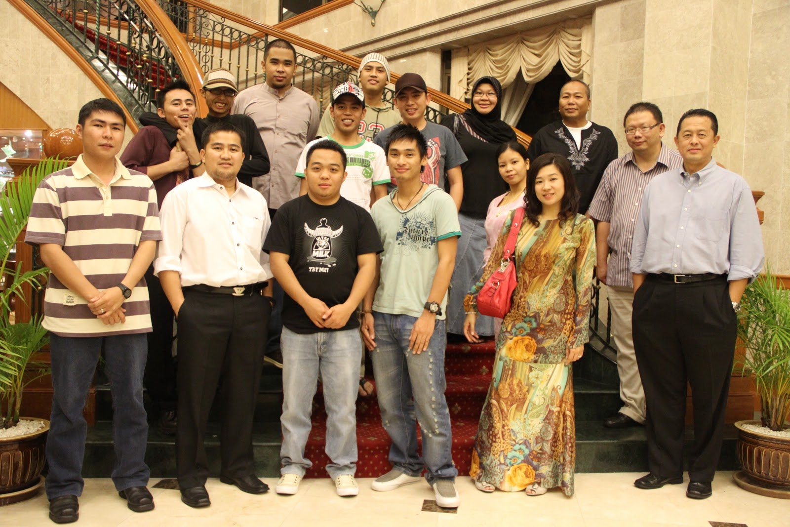 Welcome, to all staff anything in mind jst put a comment below..: Iftar ...