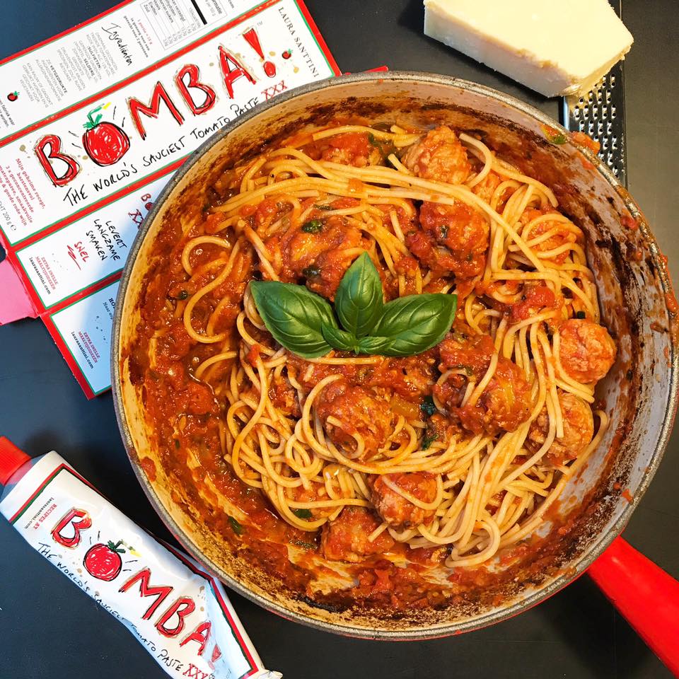 Pasta Bomba! di salciccia
