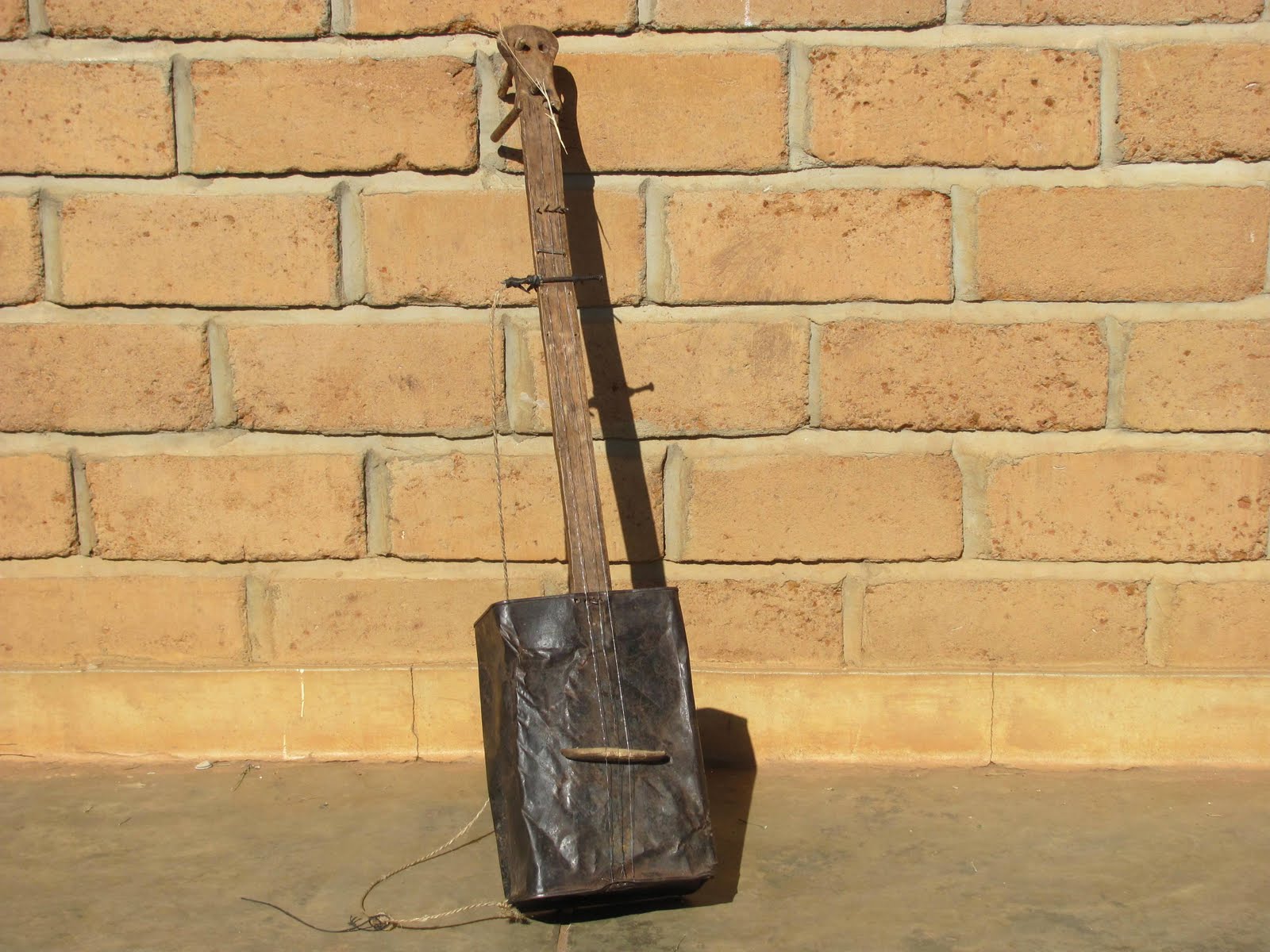 Pangaea Project 2011: Malawian Musical Instrument - Hand Made Guitar