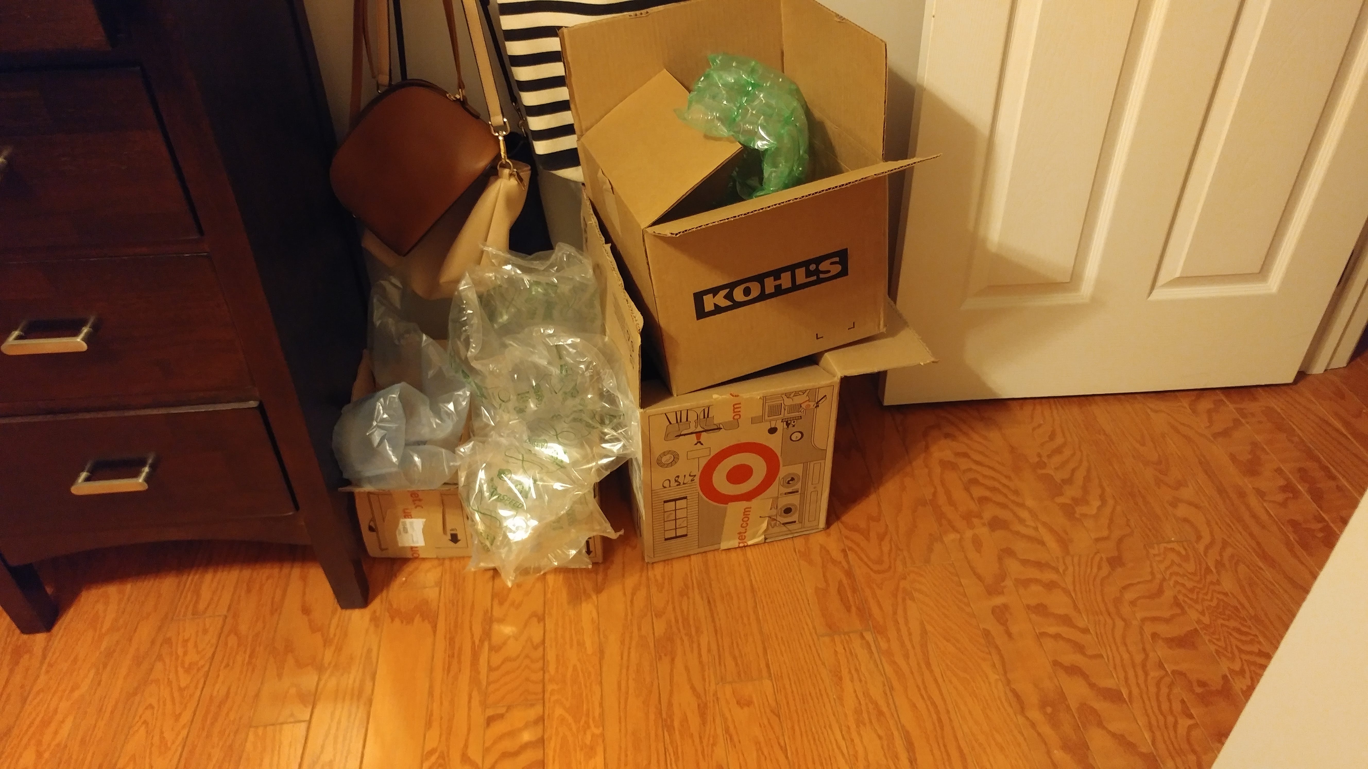 Gigi's Ramblings: Box hoarding, it's a thing.