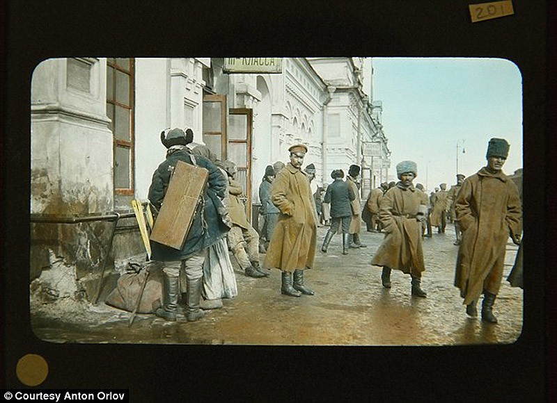 The Russian Revolution in Color Photos, 1917 ~ Vintage Everyday