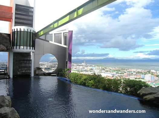 All about Elizabeth: Vivere Suites Sky Lounge Restaurant and Bar