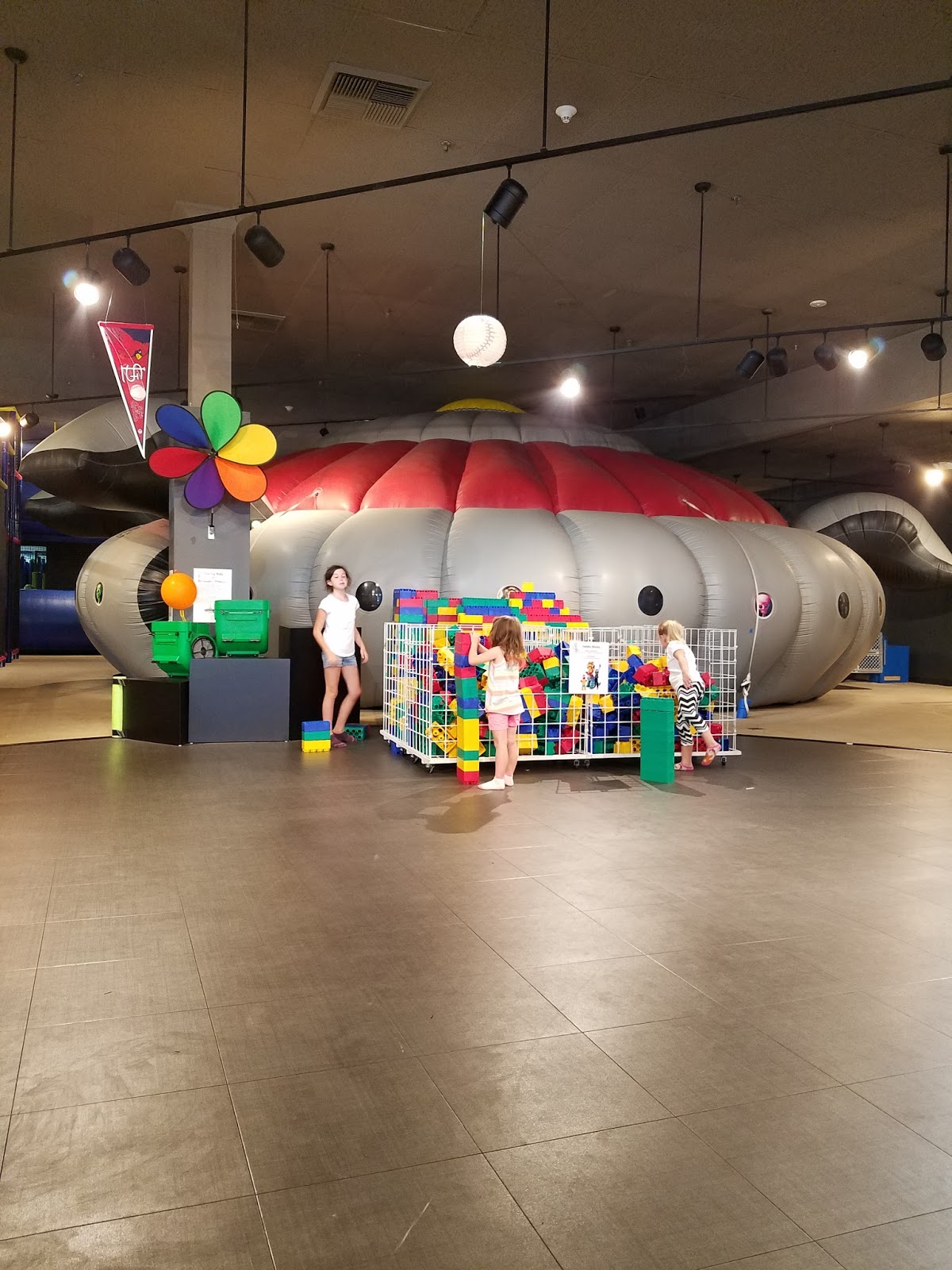 Play St. Louis: Myseum, Town and Country