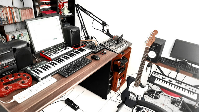 Alat Rekaman Podcast yang Saya Pakai | Sara Neyrhiza | Praktisi dan ...