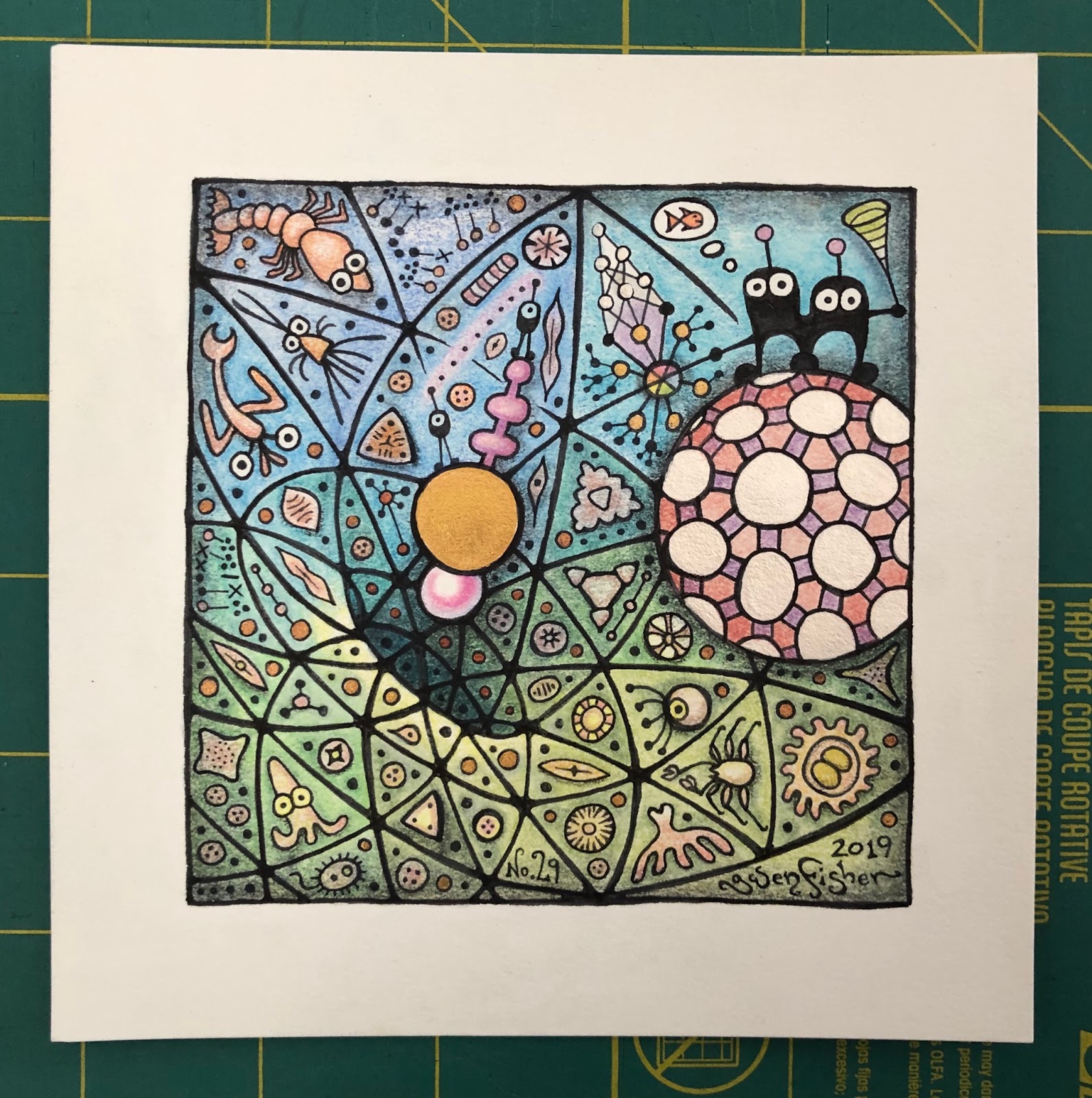 gwenbeads: Doodle No. 29 Green Hole with Shrimp