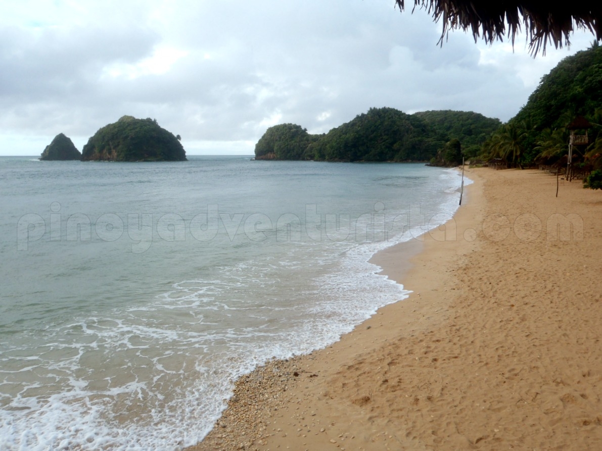 RESORTS IN VIRAC, CATANDUANES: An Overnight Stay at Twin Rock Beach ...