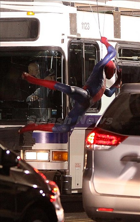 Movie News: The Amazing Spider-Man Stunt Scene Photos
