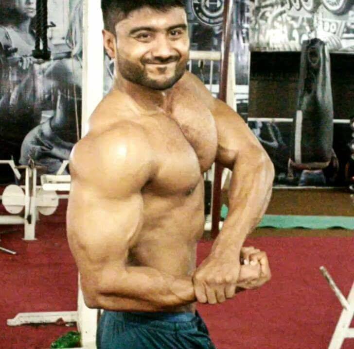 world bodybuilders pictures: karachi resident punjabi muscles builder ...