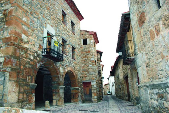 Podróże po Hiszpanii: Miasteczko Culla, Valencia