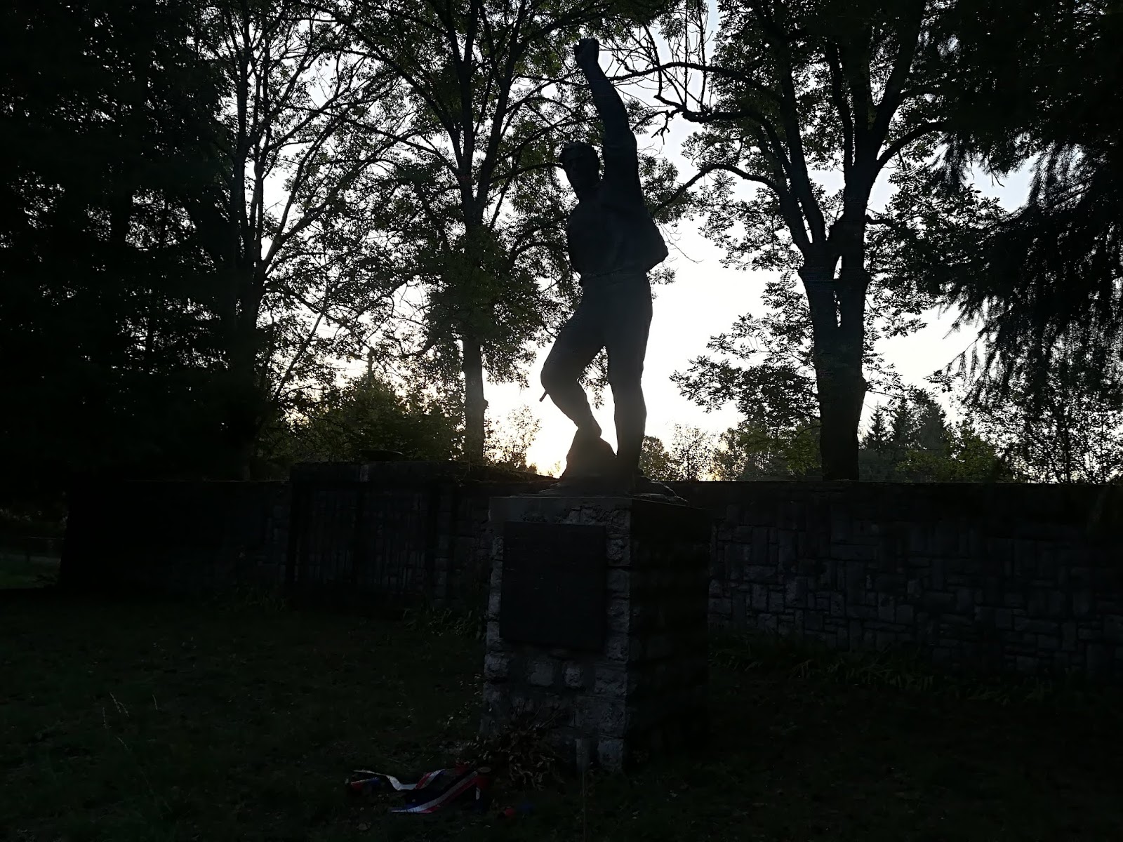 Arqueología de la Guerra Civil Española: El pasado es un país extraño