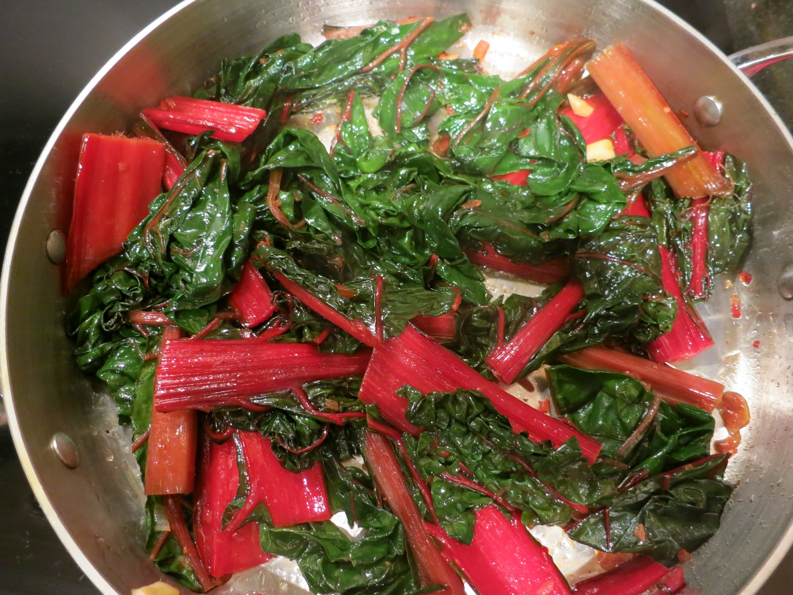 The Veracious Vegan: Sauteed Swiss Chard