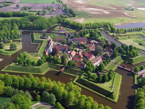 THE WORLD GEOGRAPHY: 15 Star-Shaped Forts From Around the World