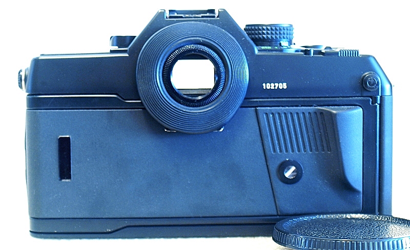 Contax 167 MT 35mm MF SLR Film Camera Review - ImagingPixel