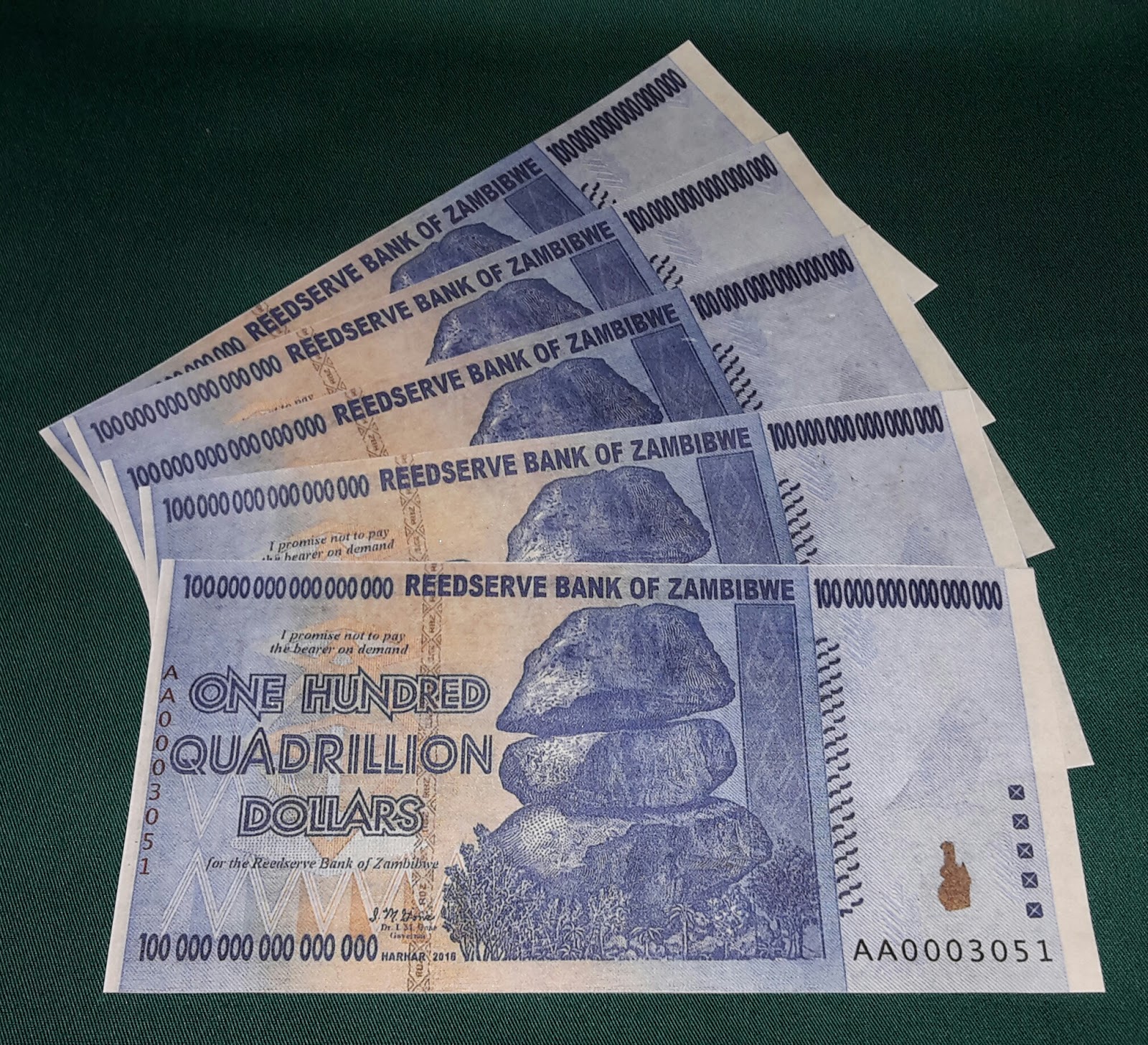 Badai Mencak Kelambit Biru: One Hundred Quintillion dan Quadrillion ...