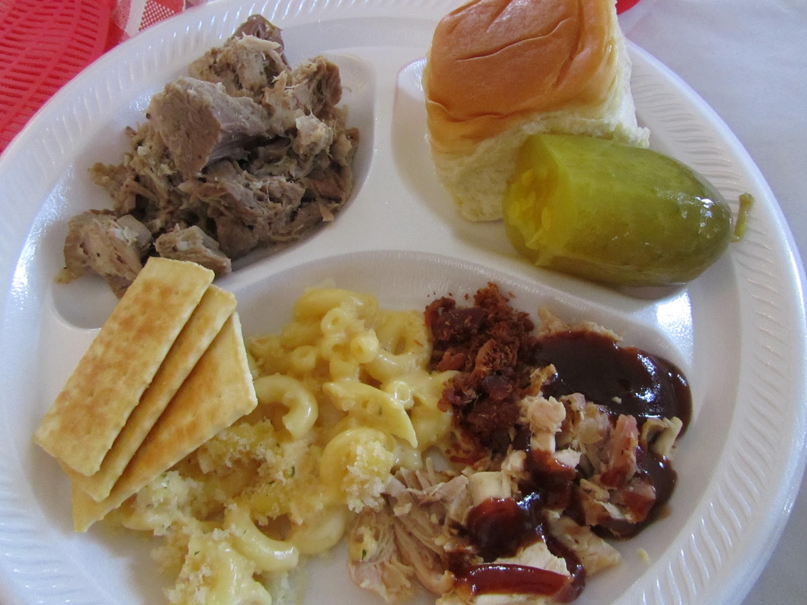 Daily Adventures In the Life of....: RedNeck Picnic Pictures!