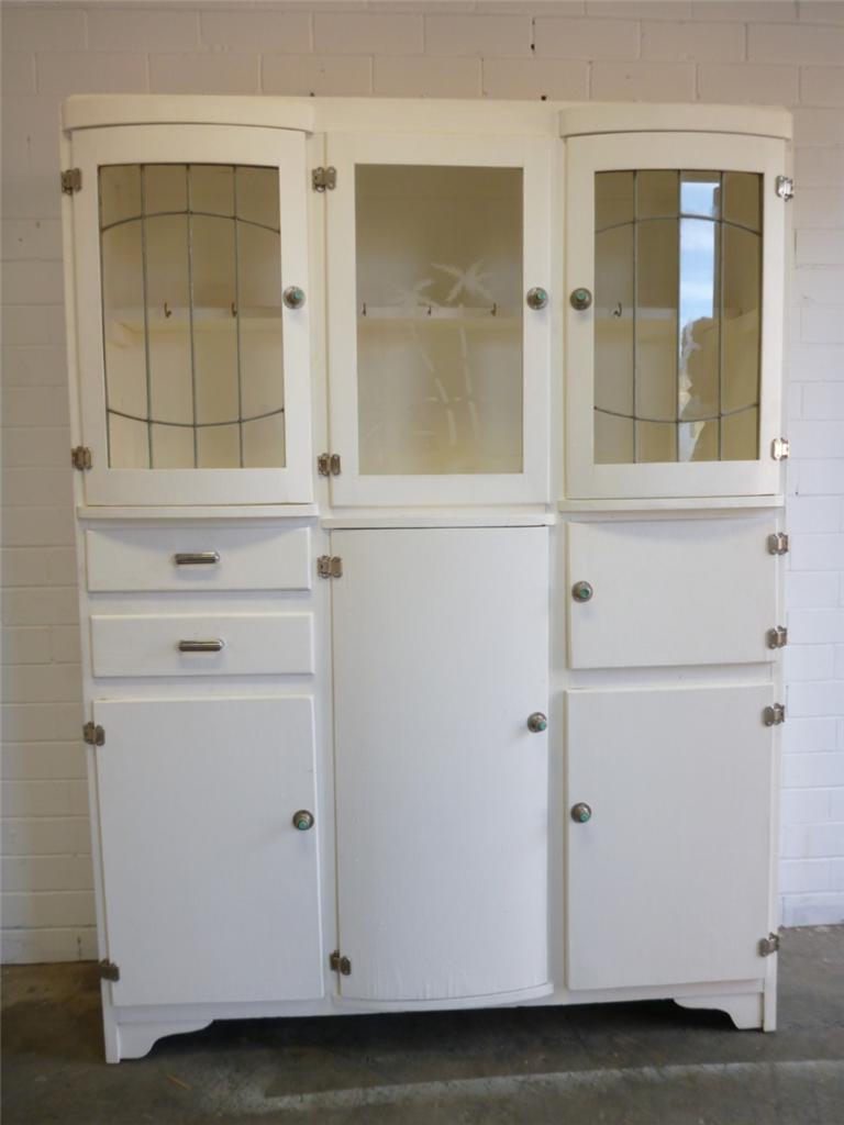 .Simply Me.: In Search of the Perfect Vintage Kitchenette