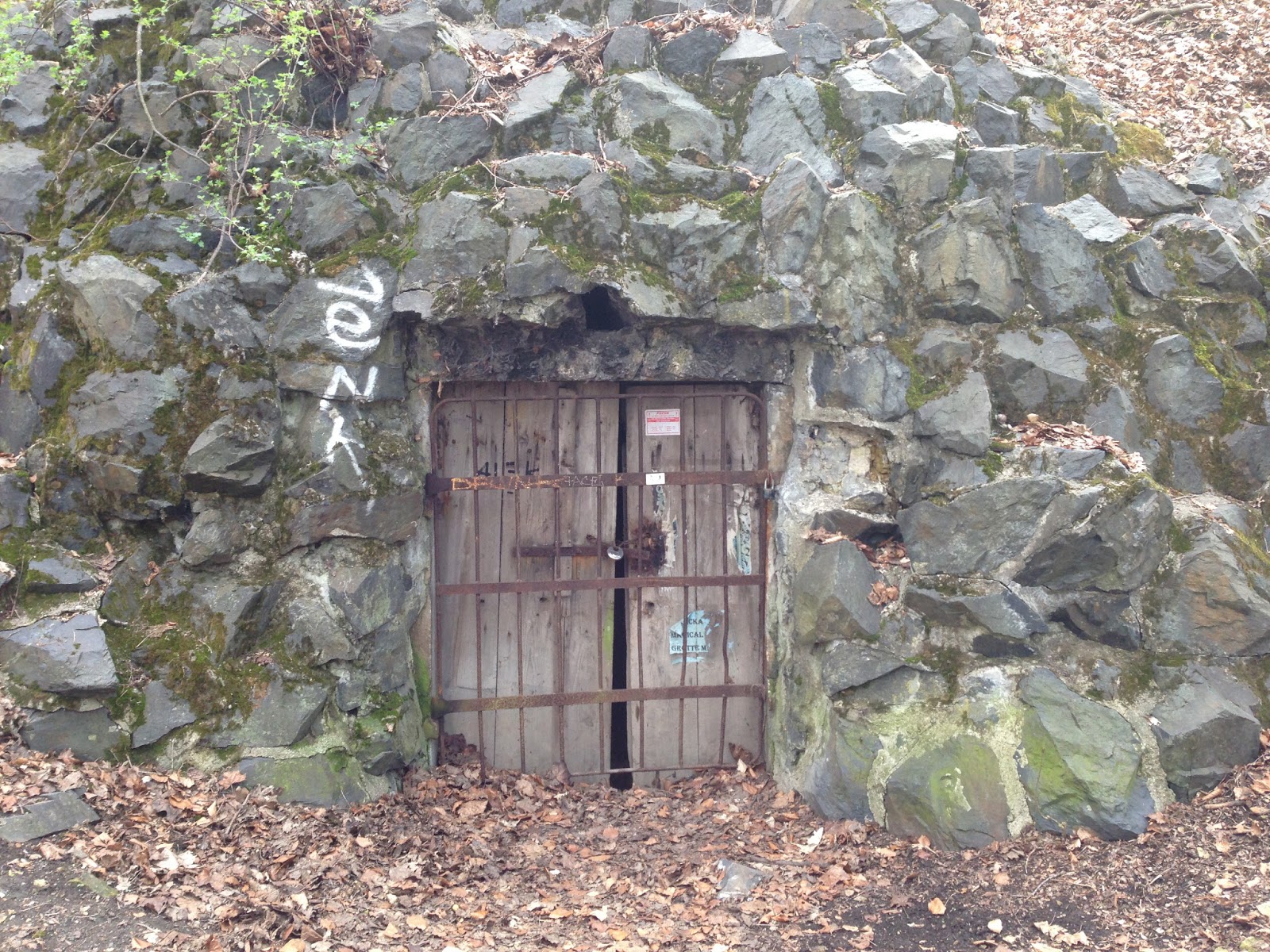 Mark's Journal: The shortest Eiffel Tower