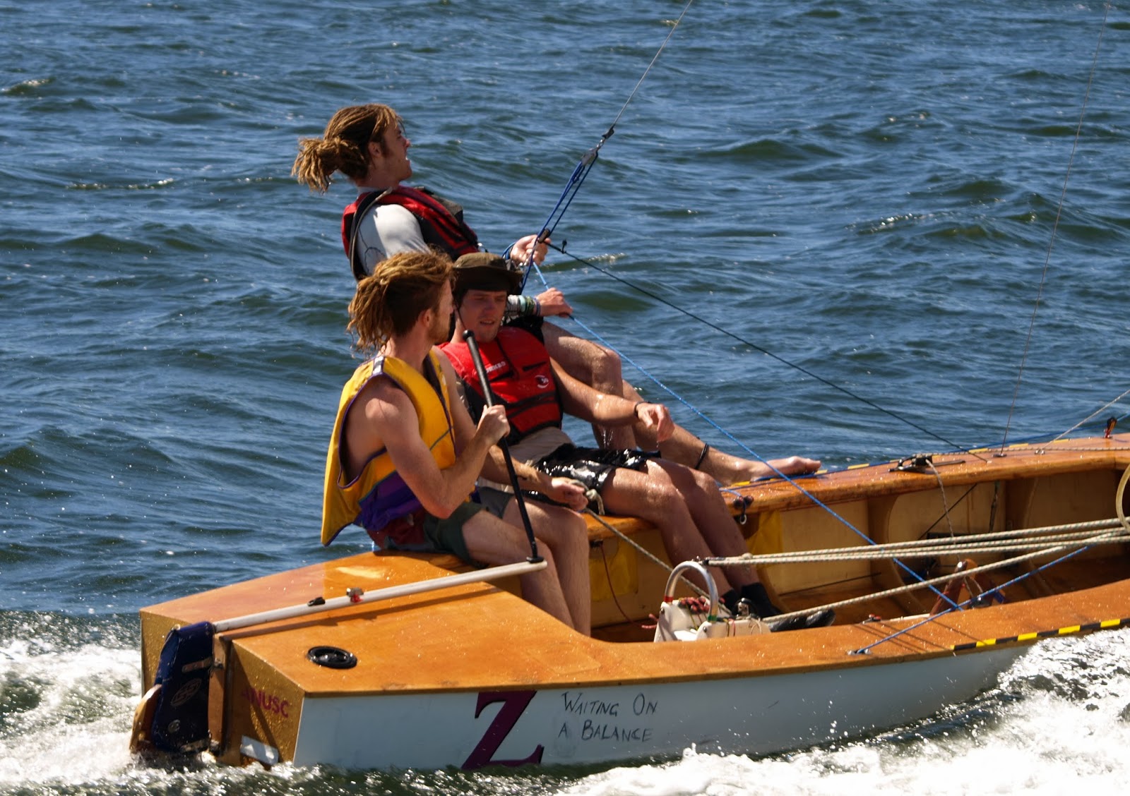 Observations in an undemocratic world: Australian Lightweight Sharpie ...