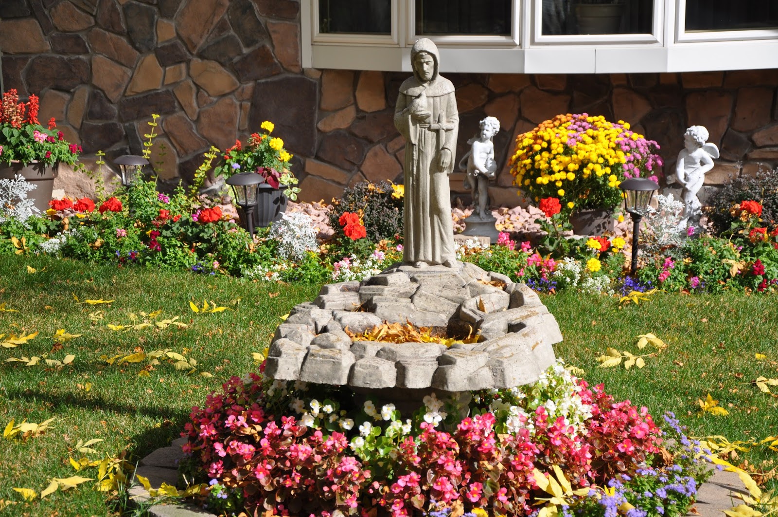 Orbis Catholicus Secundus: St. Francis of Assisi Garden Shrine
