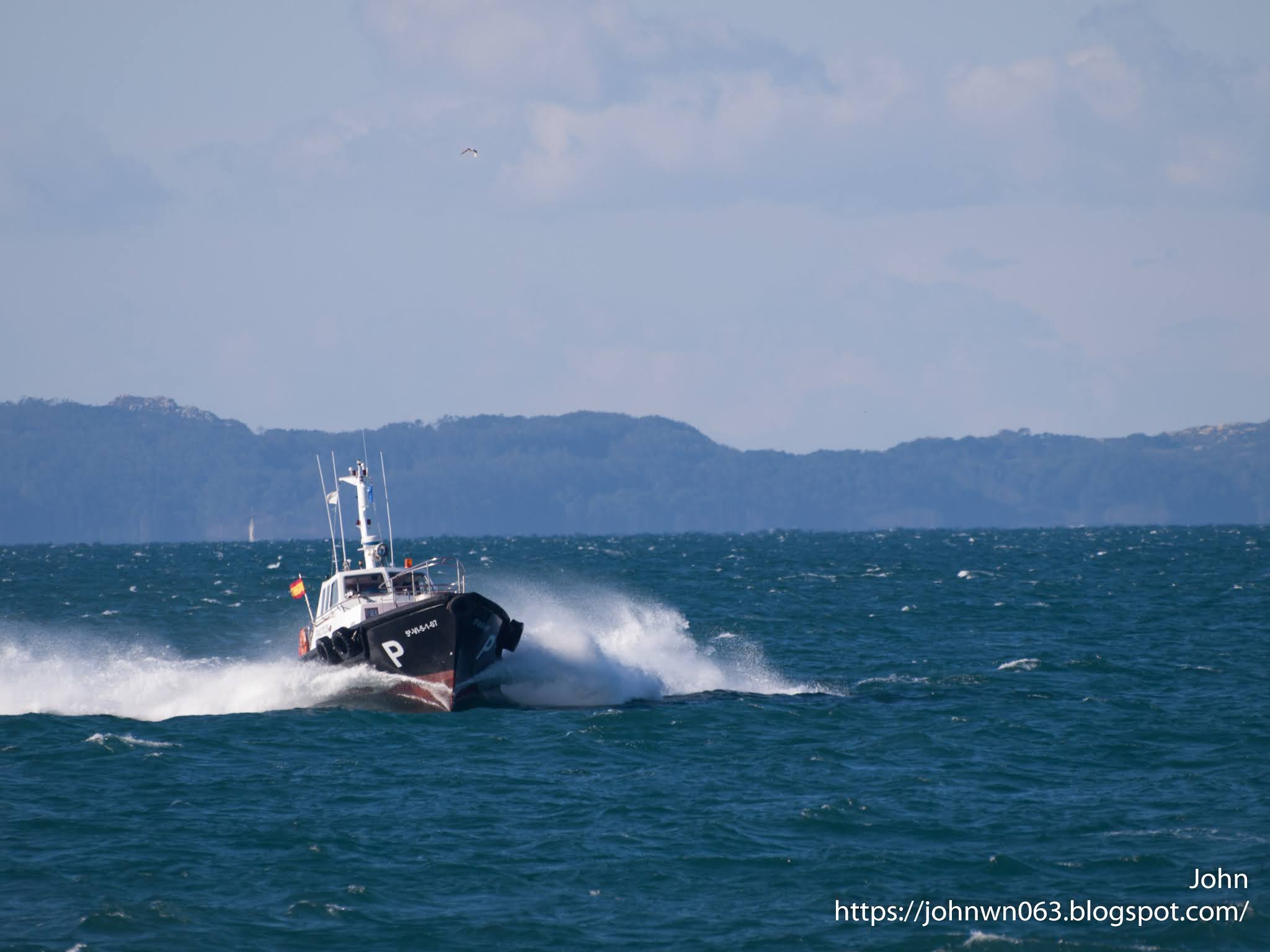 FOTOS DE BARCOS: PRACTICOS