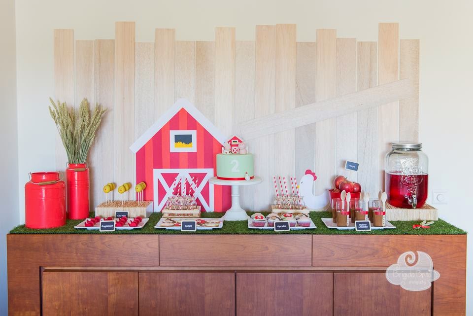 Little Big Company | The Blog: Farm themed party by Peace of Cake