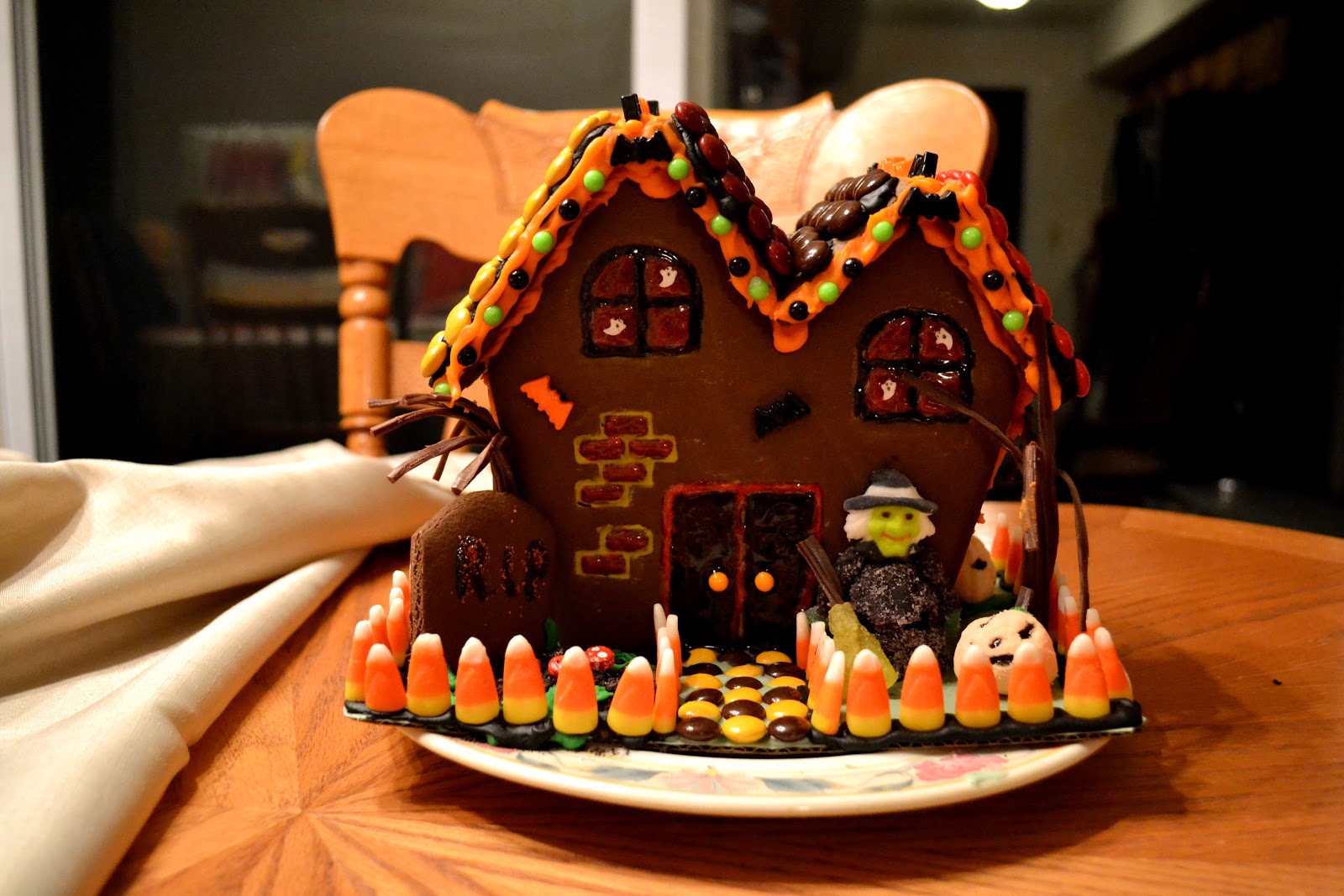 Simple Savory & Satisfying: Haunted Gingerbread House Ideas