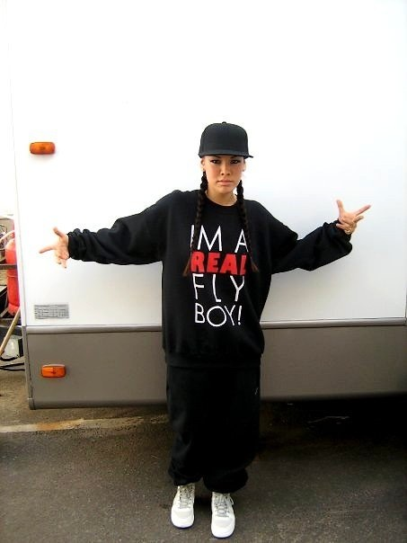 rhezhuXD: Stephanie "Lil Steph" Nguyen