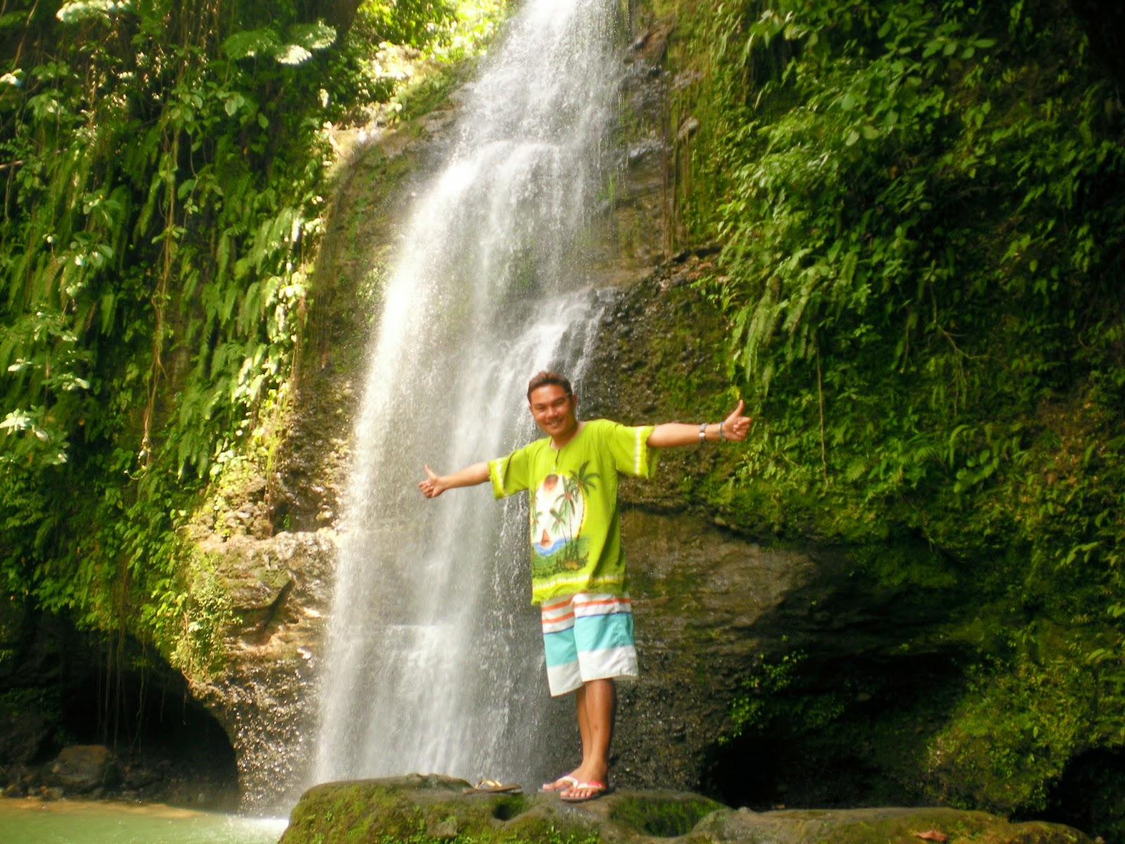 http://bugzcollections.blogspot.com/: BAGA FALLS (SAPANG DALAGA)
