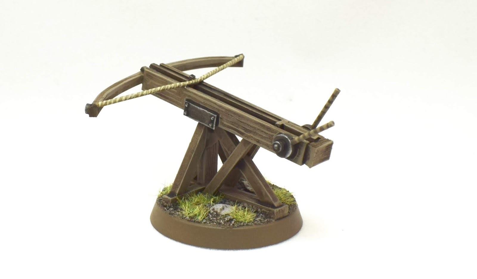Miniatures of the North: Atheros bolt launcher and Spartan faun archers