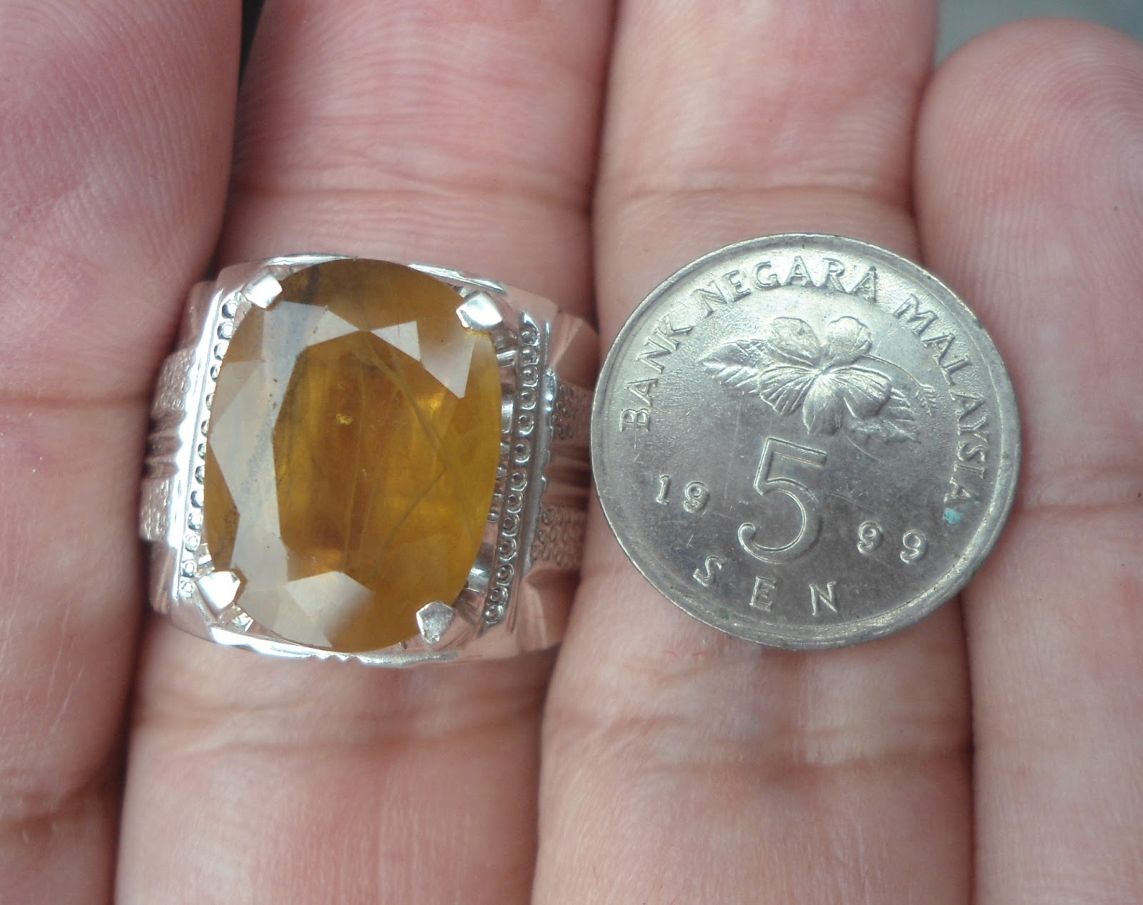 JAUHARI PERMATA: CINCIN YELLOW SAPPHIRE (NILAM KUNING) - SOLD
