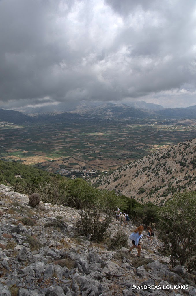 EXPLORE MOUNTAINS: ΠΕΖΟΠΟΡΙΑ ΨΥΧΡΟ-ΜΑΓΟΥΛΑΣ-ΔΙΚΤΑΙΟ ΑΝΤΡΟ