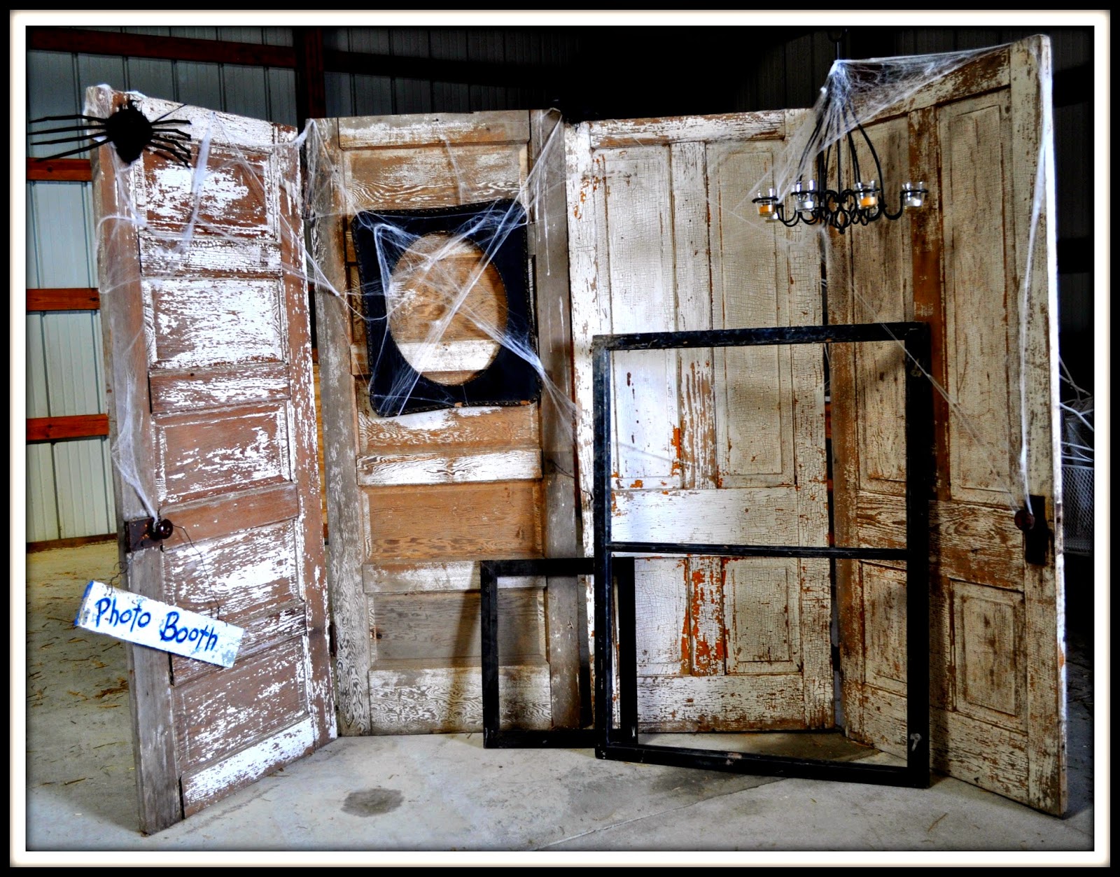 Grassy Branch Farm: DIY Rustic Photo Booth