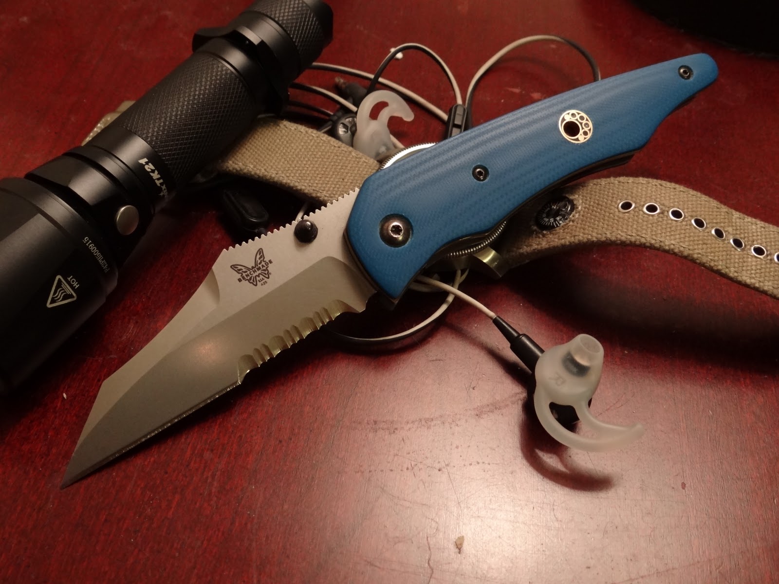 Will Moon Custom Knives: Monolithic Scales for the Benchmade 425