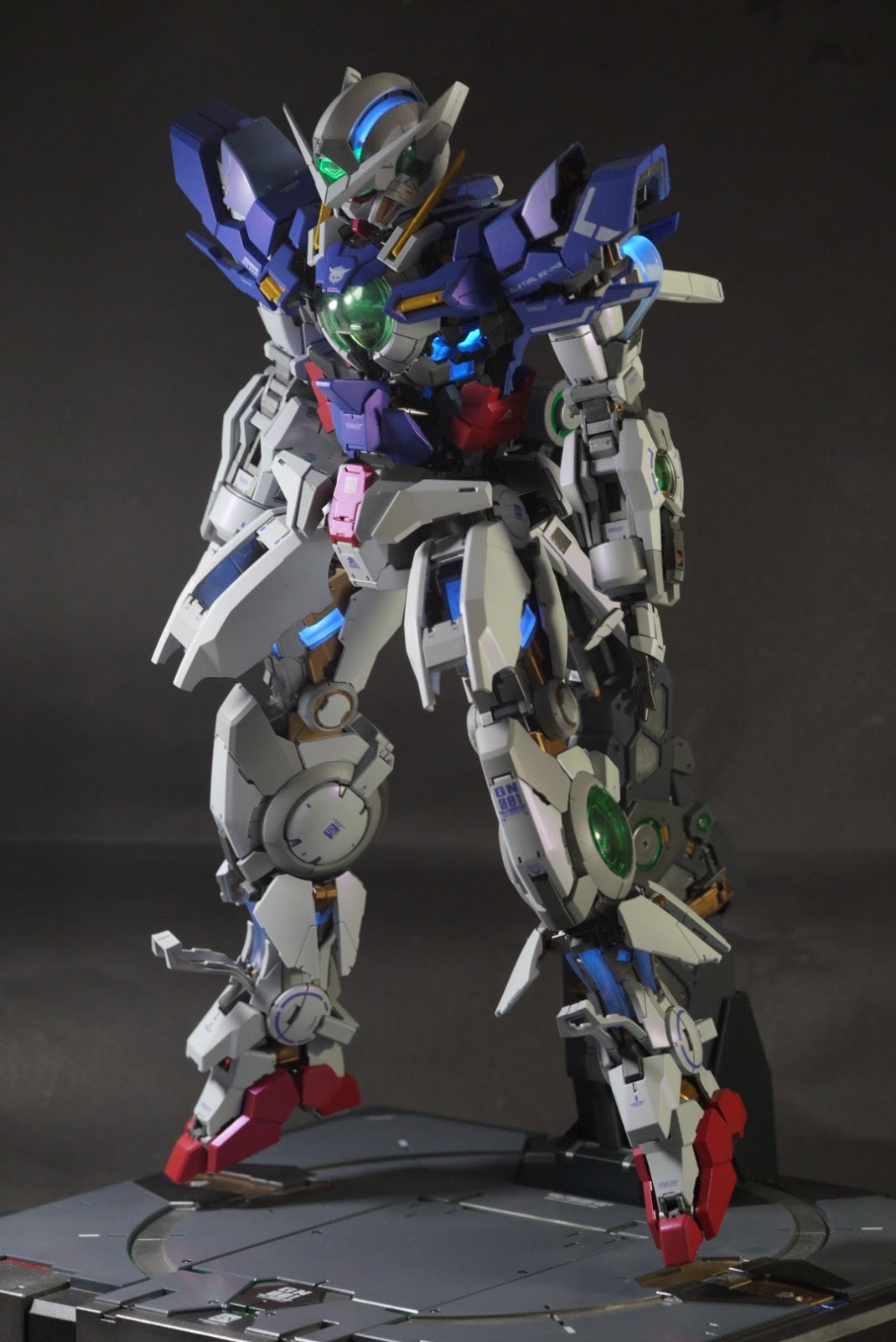 Painted Build: PG 1/60 Gundam Exia [Lighting Mode]