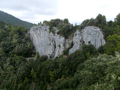 Alpinline : Muzzerone, la falesia sul mare