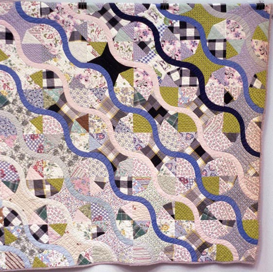 Cloud of Quilt Patterns: Odd Pattern That Must Have a Commercial Source