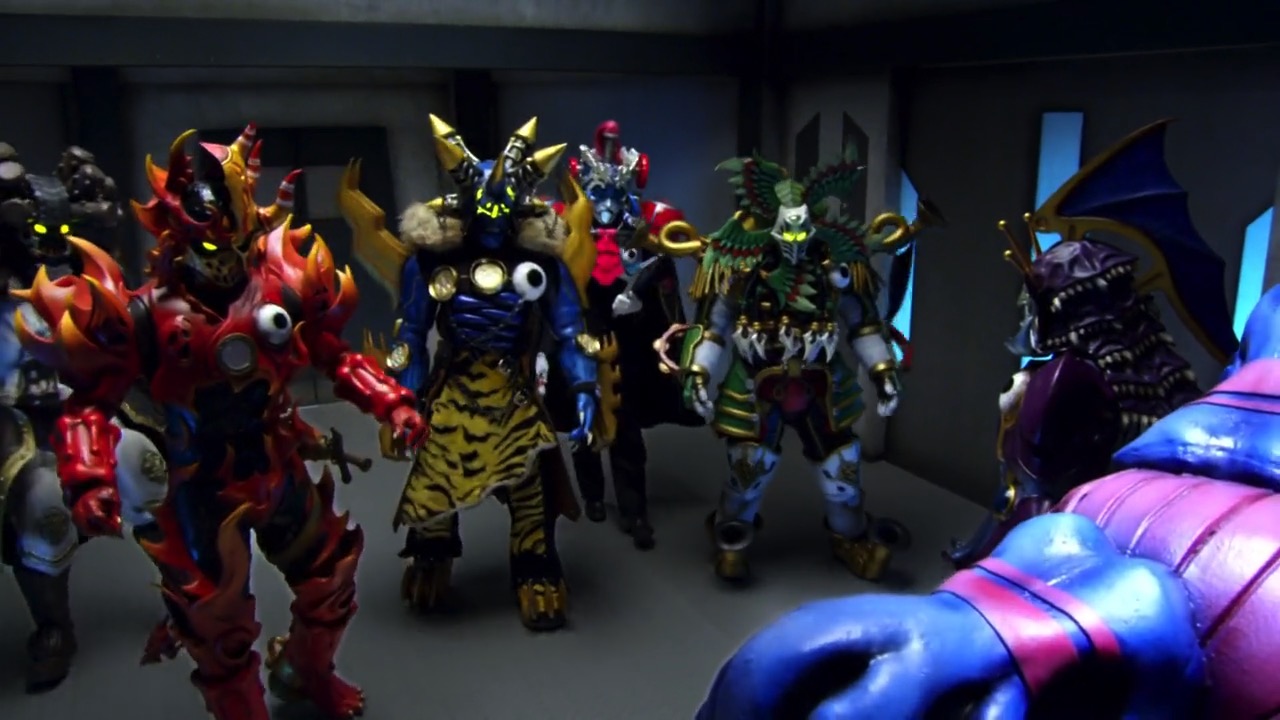 My Shiny Toy Robots: Series REVIEW: Power Rangers Dino Force Brave