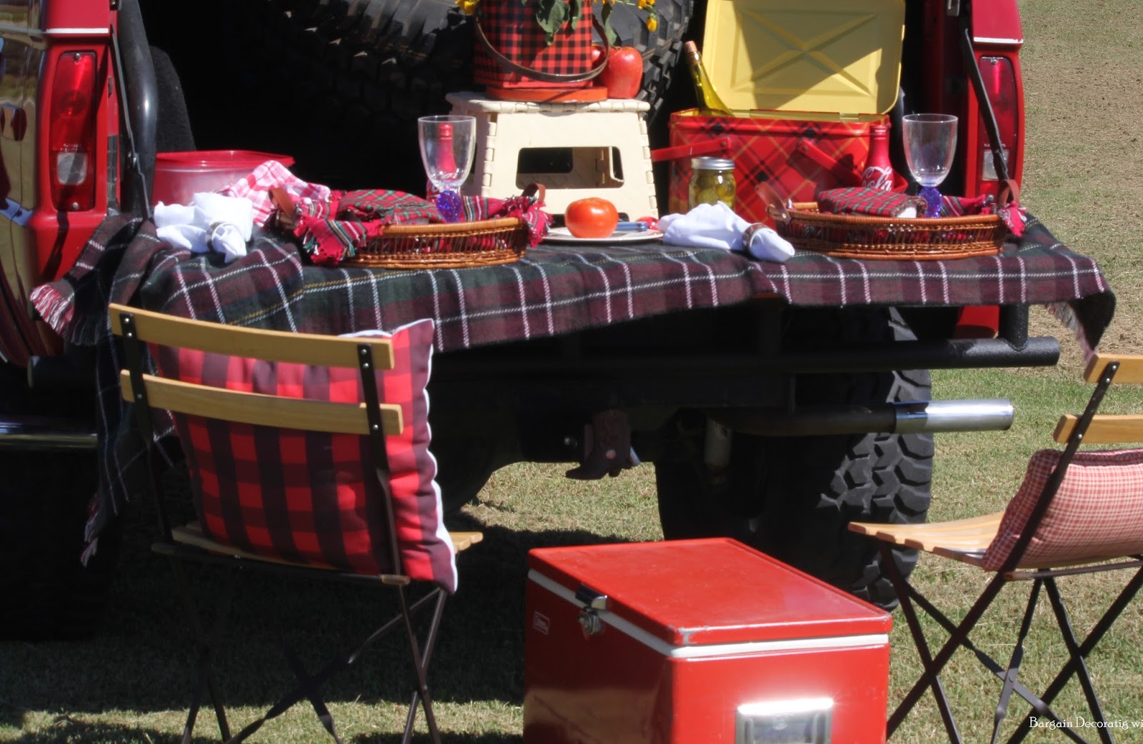 BARGAIN DECORATING WITH LAURIE: PLAID PICNIC IN A VINTAGE BRONCO