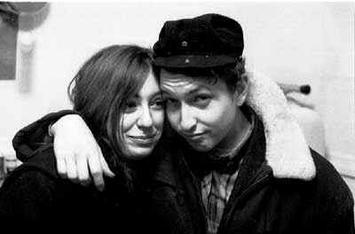 TSI-NA-PAH: ZIMMERMAN'S WEEK END : THE WOMEN